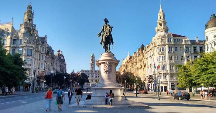 Porto tem cerca de 5.000 alojamentos locais - Vida Imobiliária Porto tem cerca de 5.000 alojamentos locais - Vida Imobiliária